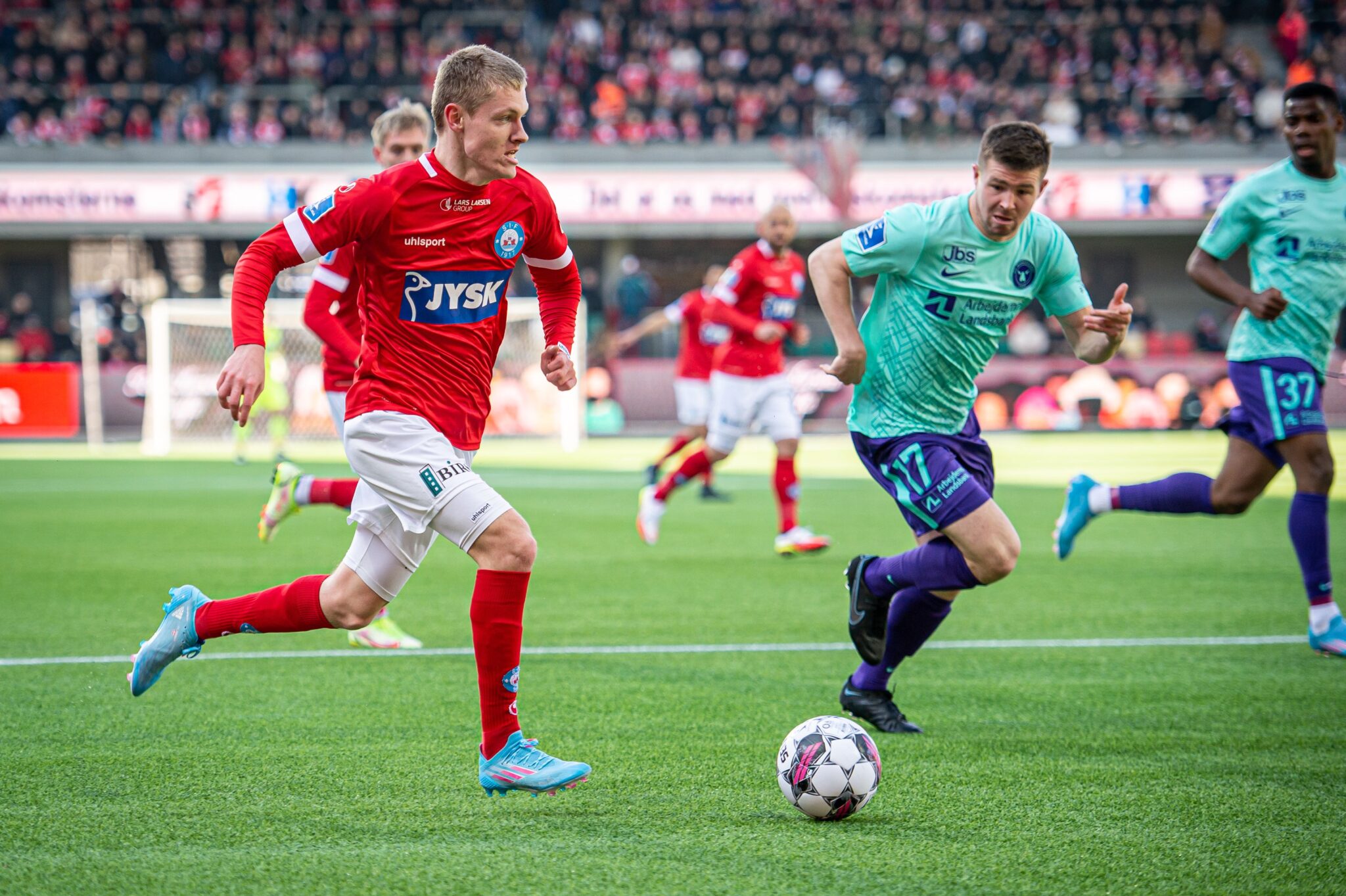 Calisir og Thordarsson i nationaltjeneste