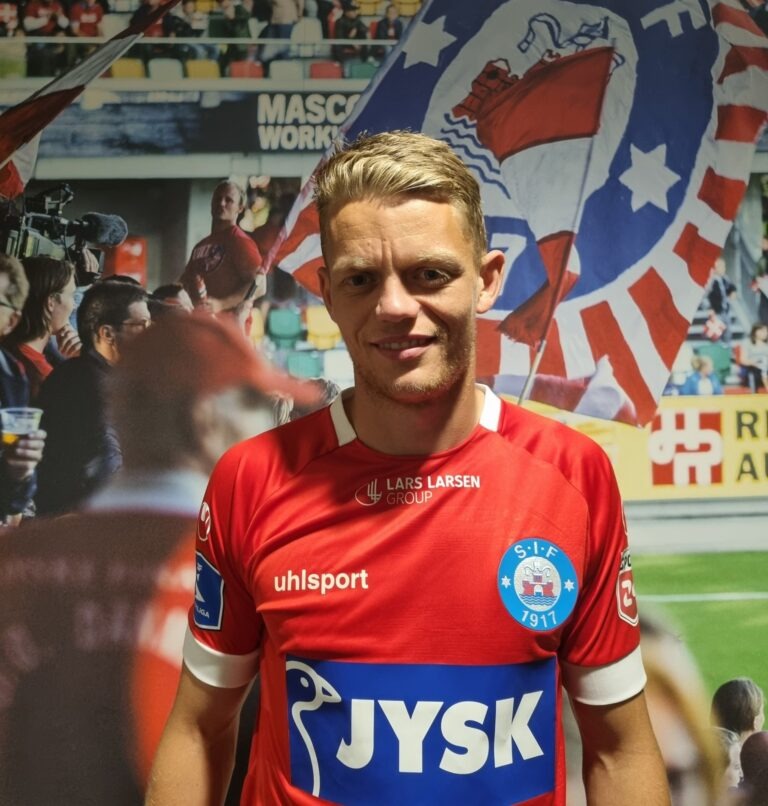 SIF henter Kasper Kusk